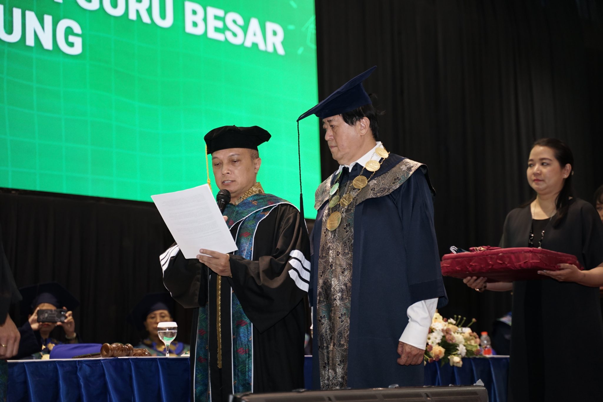 Guru Besar itu Apa? - #1 Universitas Ma Chung