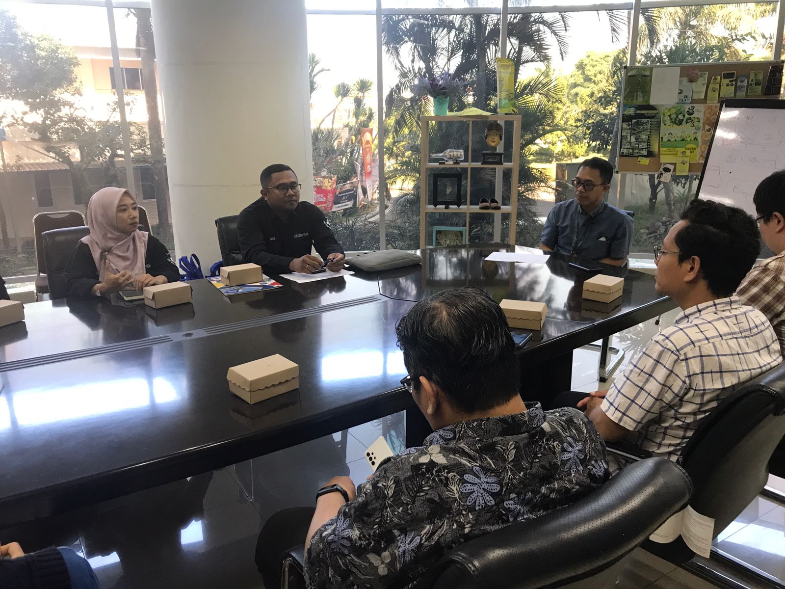 Studi Banding Kewirausahaan - #1 Universitas Ma Chung