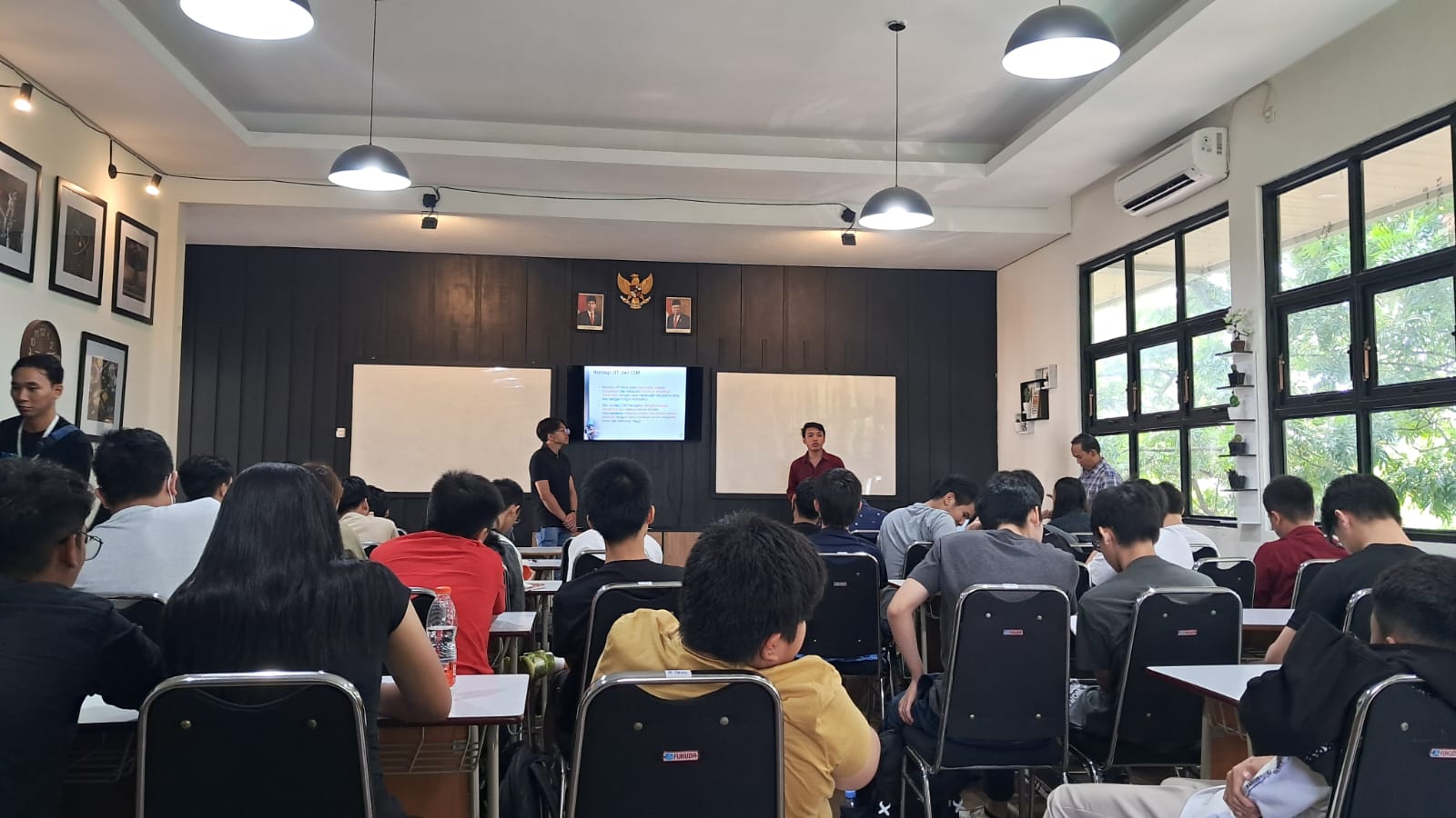 Workshop Kolaboratif, Mengasah Kemampuan Bersama Ma Chung - #1 ...